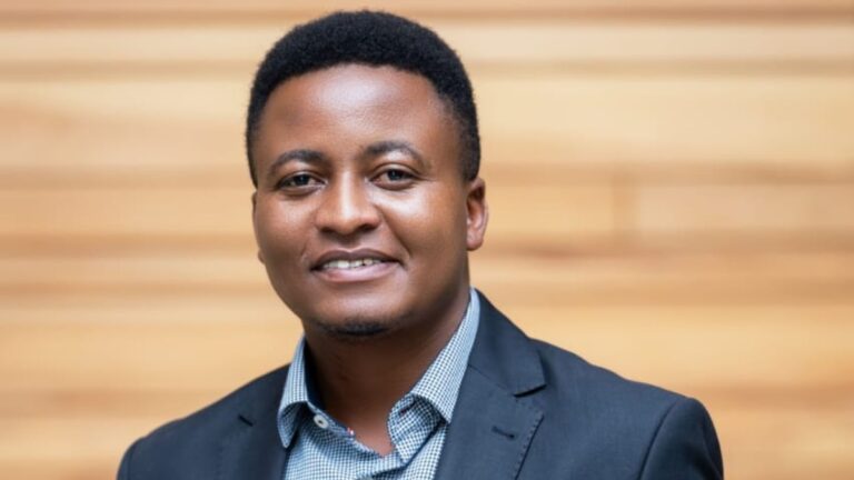Watu Simu bridging the digital divide one smartphone at a time