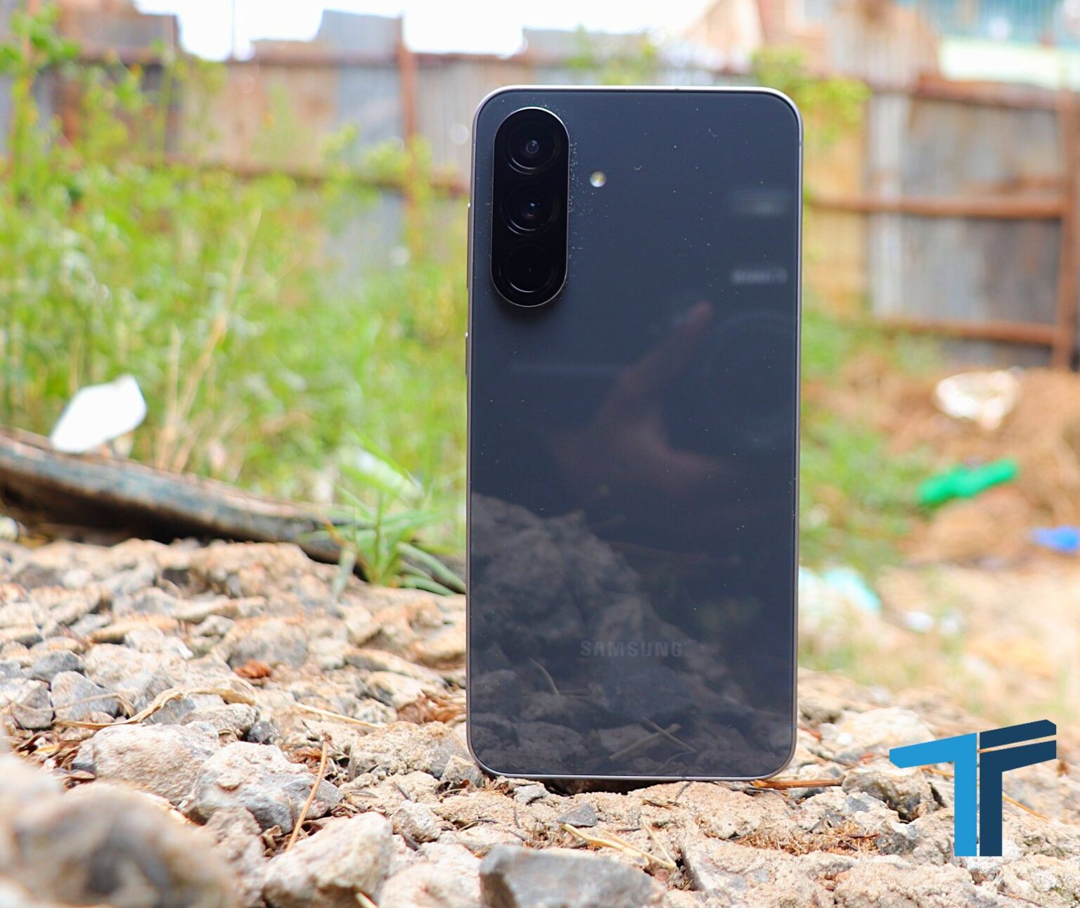 REVIEW: Samsung Knox Vault on the Samsung Galaxy A56