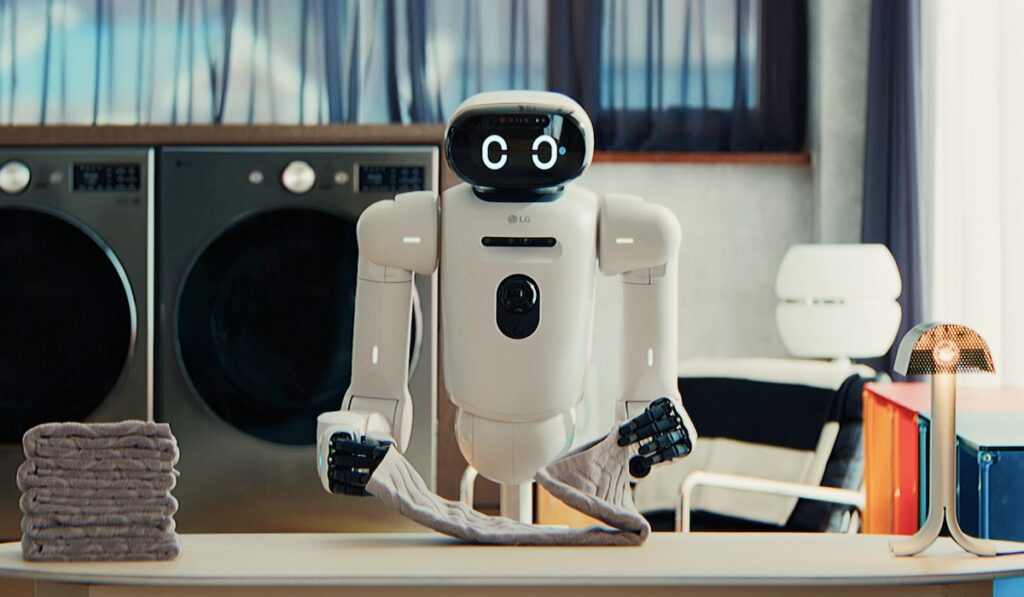 CES 2026: LG Unveils AI-Powered Home Robot LG CLOiD