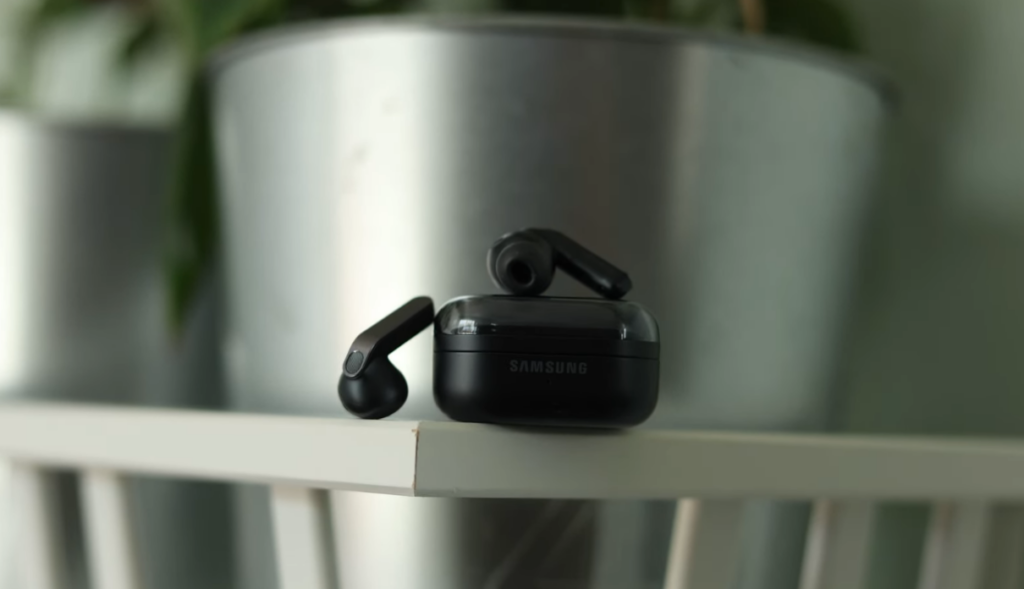 Samsung Galaxy Buds 4 and Buds 4 Pro: Sound Meets AI - TechTrendsKE